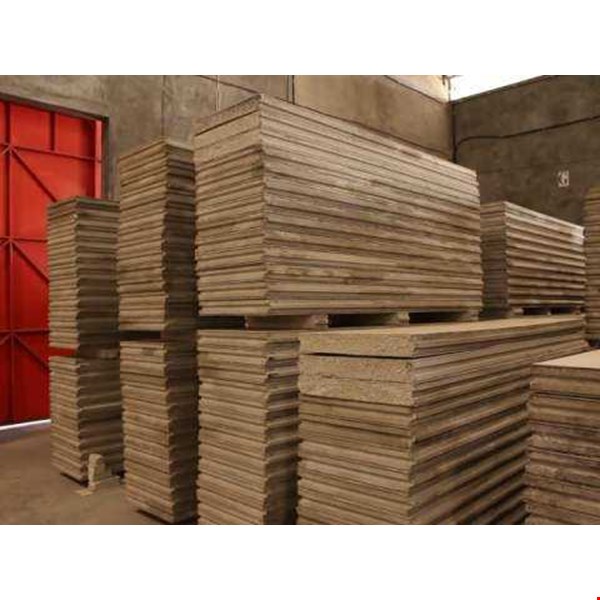 Jual PANEL DINDING BETON "PRECAST RINGAN" oleh Wallplus Indonesia