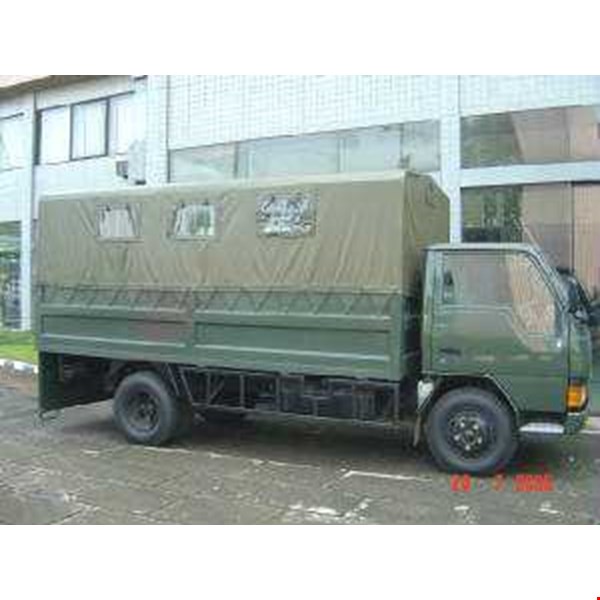 Jual Truk Angkutan Tentara Pasukan Mobil Polisi Personil Dalmas oleh ...