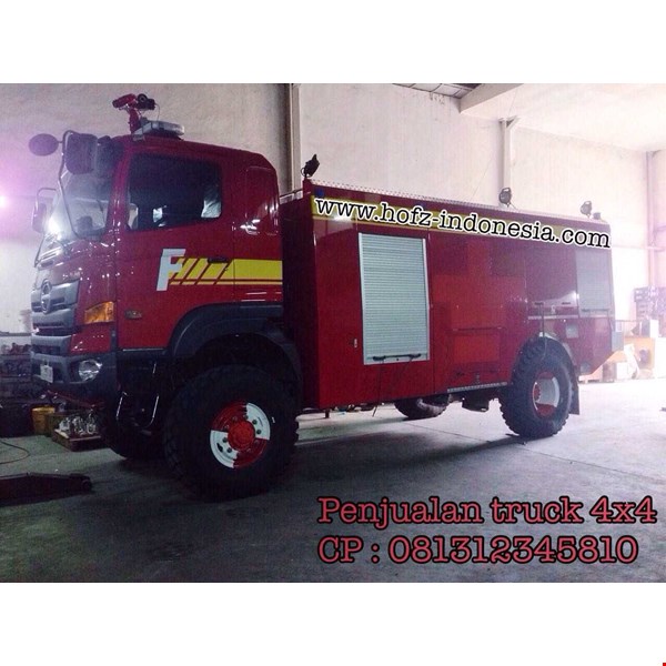 Jual Truk 4x4 / Truck Four Wheel Drive (4WD) / Double Gardan HINO ...