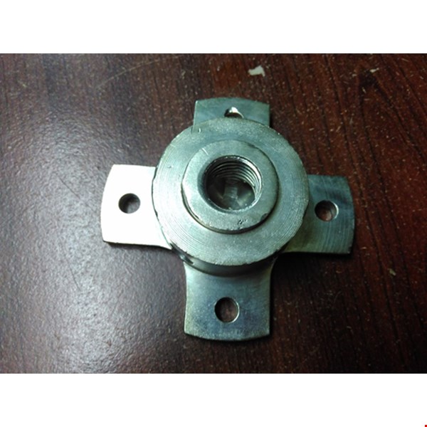 Jual BASEPLATE SPLITZEN STAINLESS oleh WIJAYA LIGHTNING PROTECTION