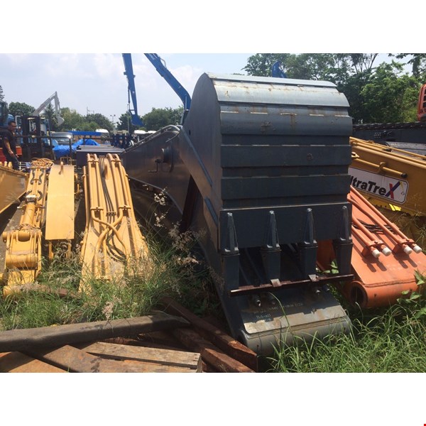 Jual Super Long Arm Long Boom Excavator oleh ULTRATREX INDONESIA ...