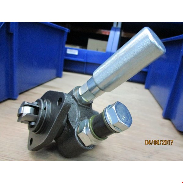 Jual HAND PUMP FUEL INJECTION ENGINE, lift pump ,priming pump oleh DUTA ...