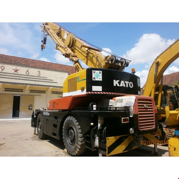 Jasa RENTAL MOBILE CRANE ROUGHTER / RAFTER CRANE KATO 50 TON Surabaya ...