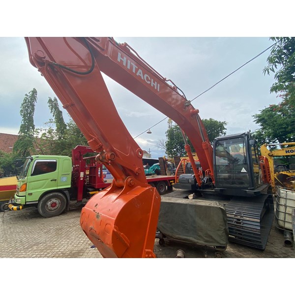 Jasa Rental Alat Berat Excavator Hitachi Zaxis ZX210 Surabaya oleh CV ...