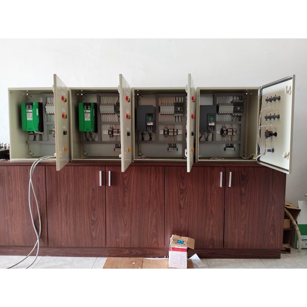 Jasa Pembuatan Panel Inverter Motor oleh PT. SURYA LISTRIK ELEKTRIK