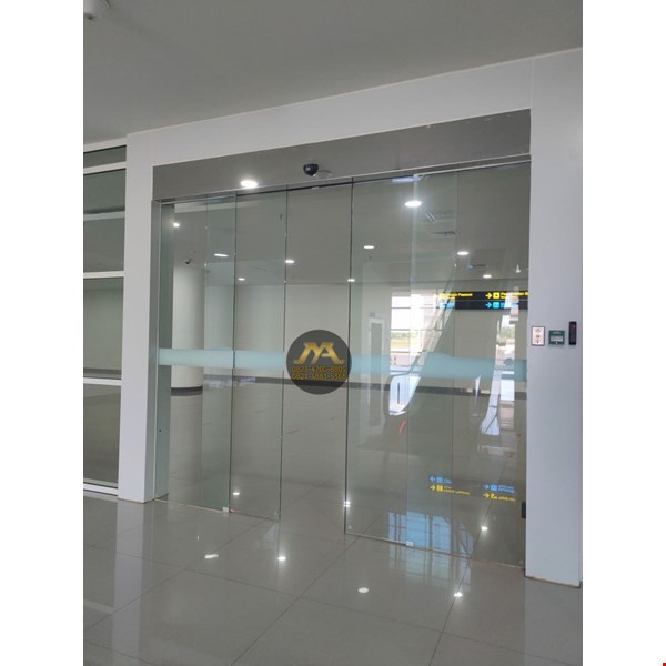 Jasa KONTRAKTOR PINTU KACA SENSOR TERBAIK oleh PT. Kaltim Jaya Makmur