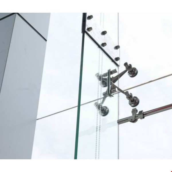 Jual Kaca spider kaca laminated kaca tempered Surabaya oleh Trijaya Arsitek