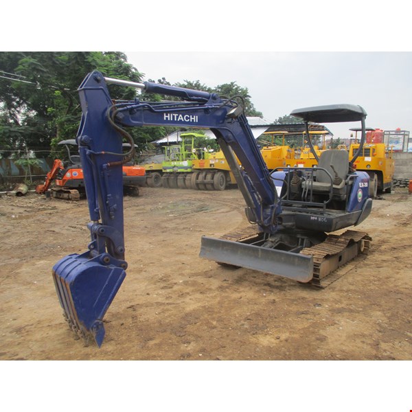 Jual Mini Excavator Hitachi AX30 0,3 m3 oleh JUAL ALAT BERAT
