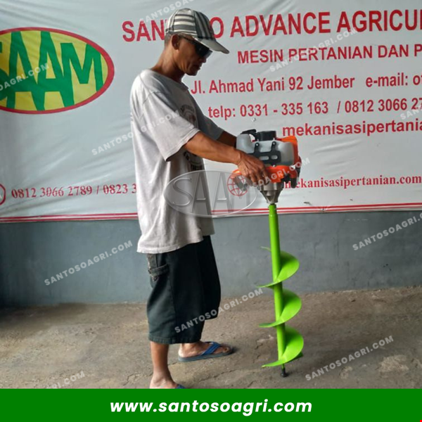 Jual Earth Auger - Mesin Bor Tanah 2T - 52CC - mata bor diameter 20 CM ...