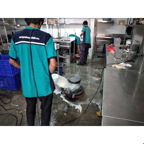 Jual General Cleaning bersihkan ruang produksi di Wonderfood indonesia ...