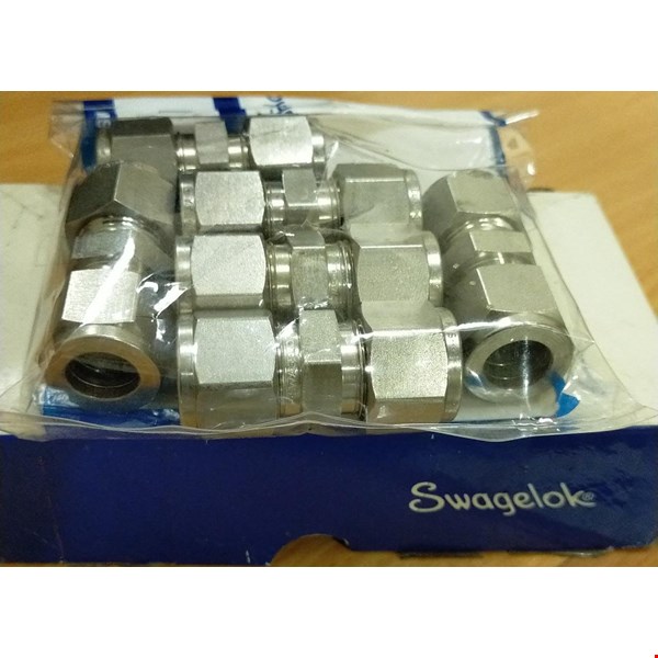 Jual Union Straight Fitting Reducing SWAGELOK Tube OD T1/2TX3/8 SS-810 ...