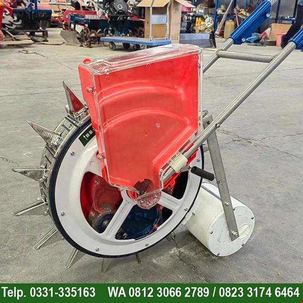 Jual Alat Tanam Jagung Dorong Kuat dari Besi Generasi Terbaru Tipe ...