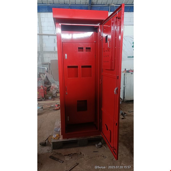 Jual Box panel hydra merah murah oleh PT. Surya Mitra Panel