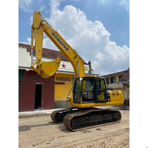 Jual Excavator 20 Ton Komatsu Pc 210-10 M0 Tahun 2020 Sidoarjo oleh CV ...