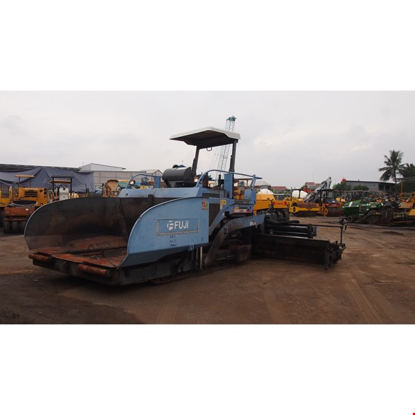 Jual Asphalt Finisher Sumitomo HA60C-5 Lebar 6 Meter Track oleh JUAL ...