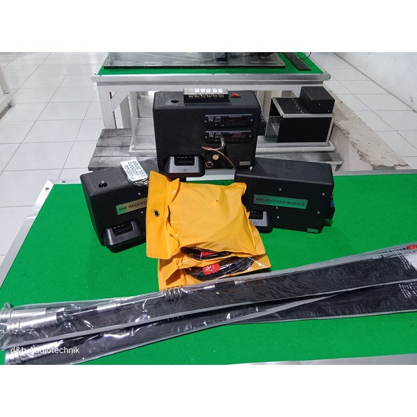 Jual Transmitter dan receiver sistem UHF oleh PT. Alfan Mechatronics ...
