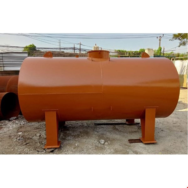 Jual FUEL STORAGE TANK 8000 LITER oleh Rekayasa Tangki