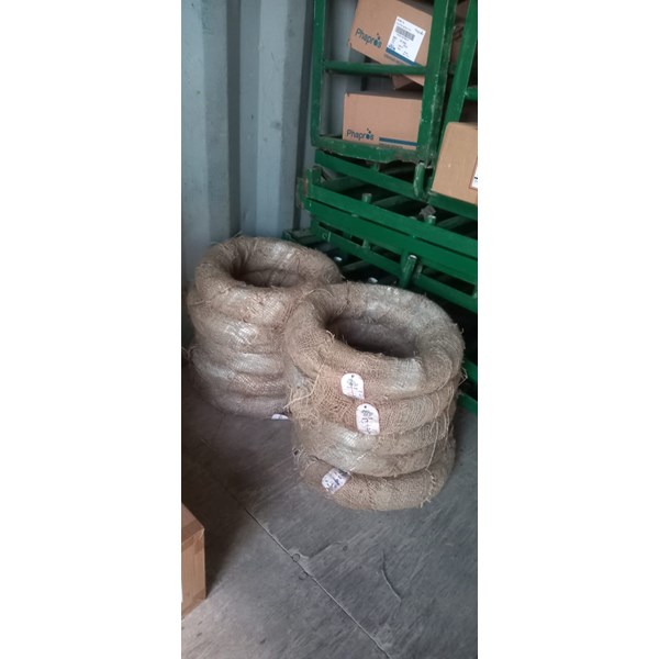 Jual KAWAT GALVANIS BWG24 DIA 0,60MM BERAT 25KG oleh CV. Dua Putra Petir