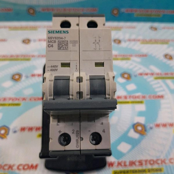 Jual Siemens Circuit Breaker 5SY42047 400 V 2 Pole 4a MCB Type C oleh ...