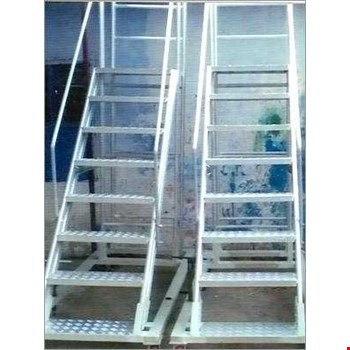 Jual Tangga Trolley ( Trolley Ladder) DKI Jakarta - PT Saputra ...