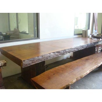 Jual Meja Kayu Solid Jawa Timur - Godwin Kayu | Indonetwork