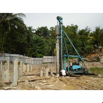 JASA PANCANG DIESEL HAMMER K25/K35 BALIKPAPAN PT. BUMI INDONESIA ...