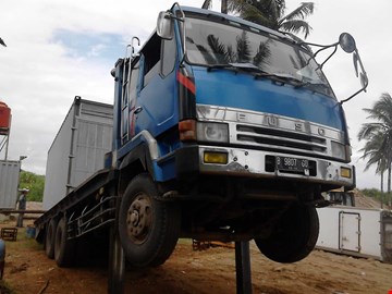Jasa Rental dan Persewaan Truk Tronton Loss Bak, Truk Trailer, Truk ...