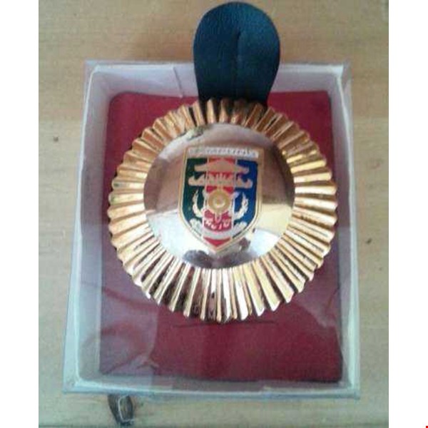 Tanda Jabatan PNS oleh TOKO DAN WORKSHOP KHARISMAPRAJA di Bogor