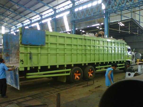 Jual TRUK TRONTON BAK CARGO oleh CV. Moga Jaya Abadi