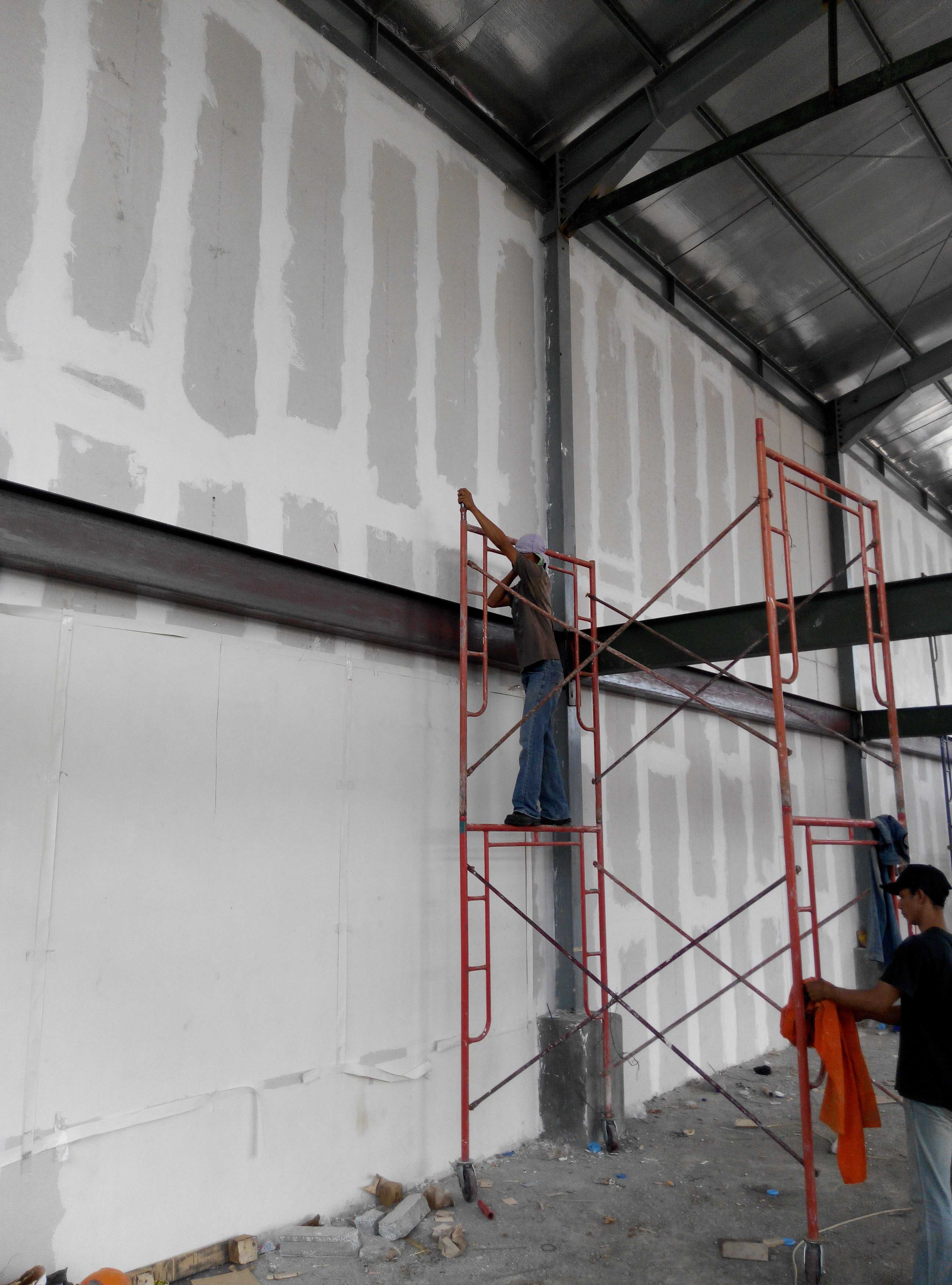 Jual PANEL DINDING BETON "PRECAST RINGAN" oleh Wallplus Indonesia