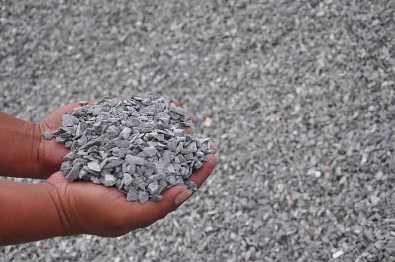 Jual SCREENING / BATU CHIPPING oleh PT Berkah Mineral Perkasa