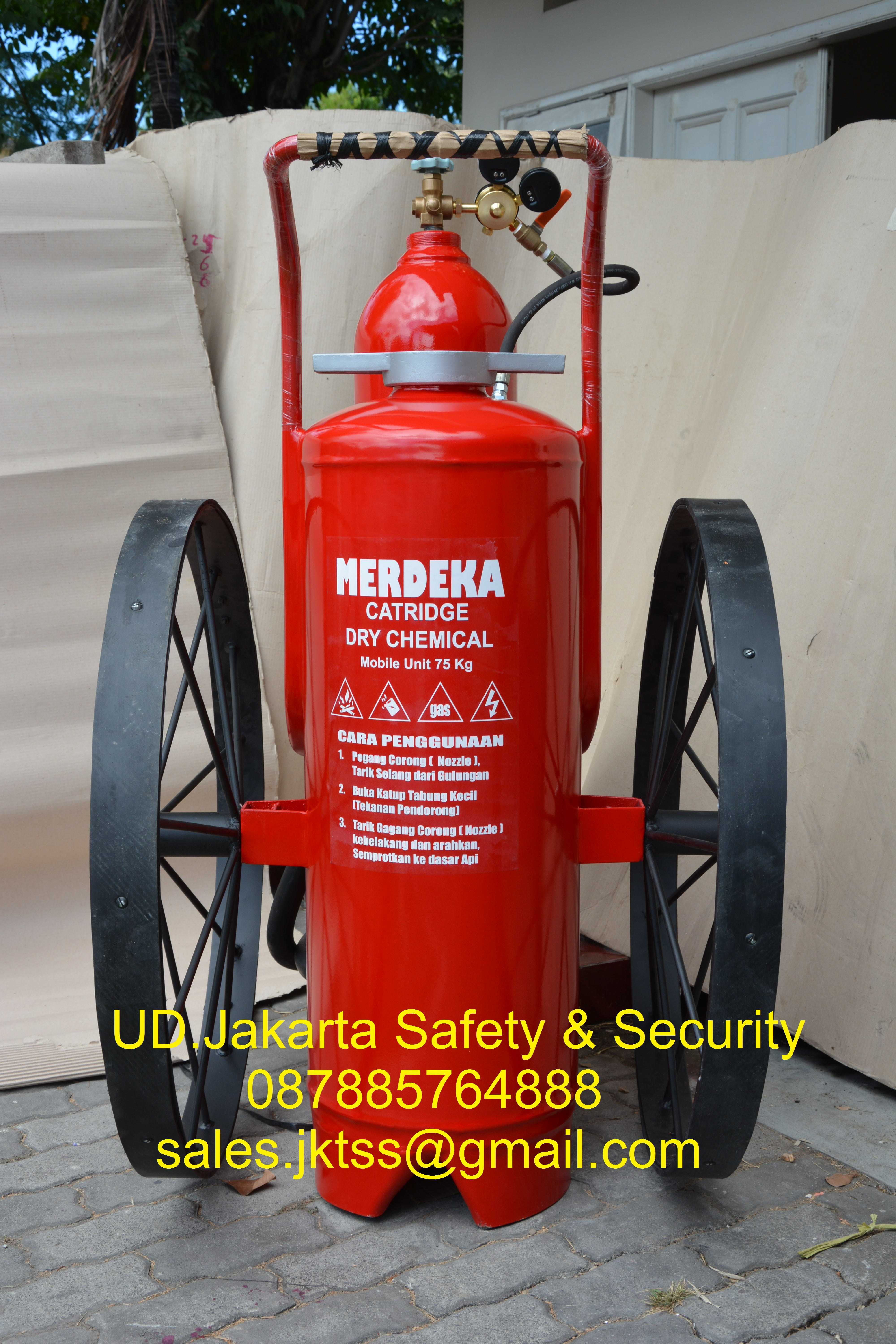 Jual Apab Pemadam Api Beroda Catridge Spbu Merdeka 75 Kg Trolley oleh ...