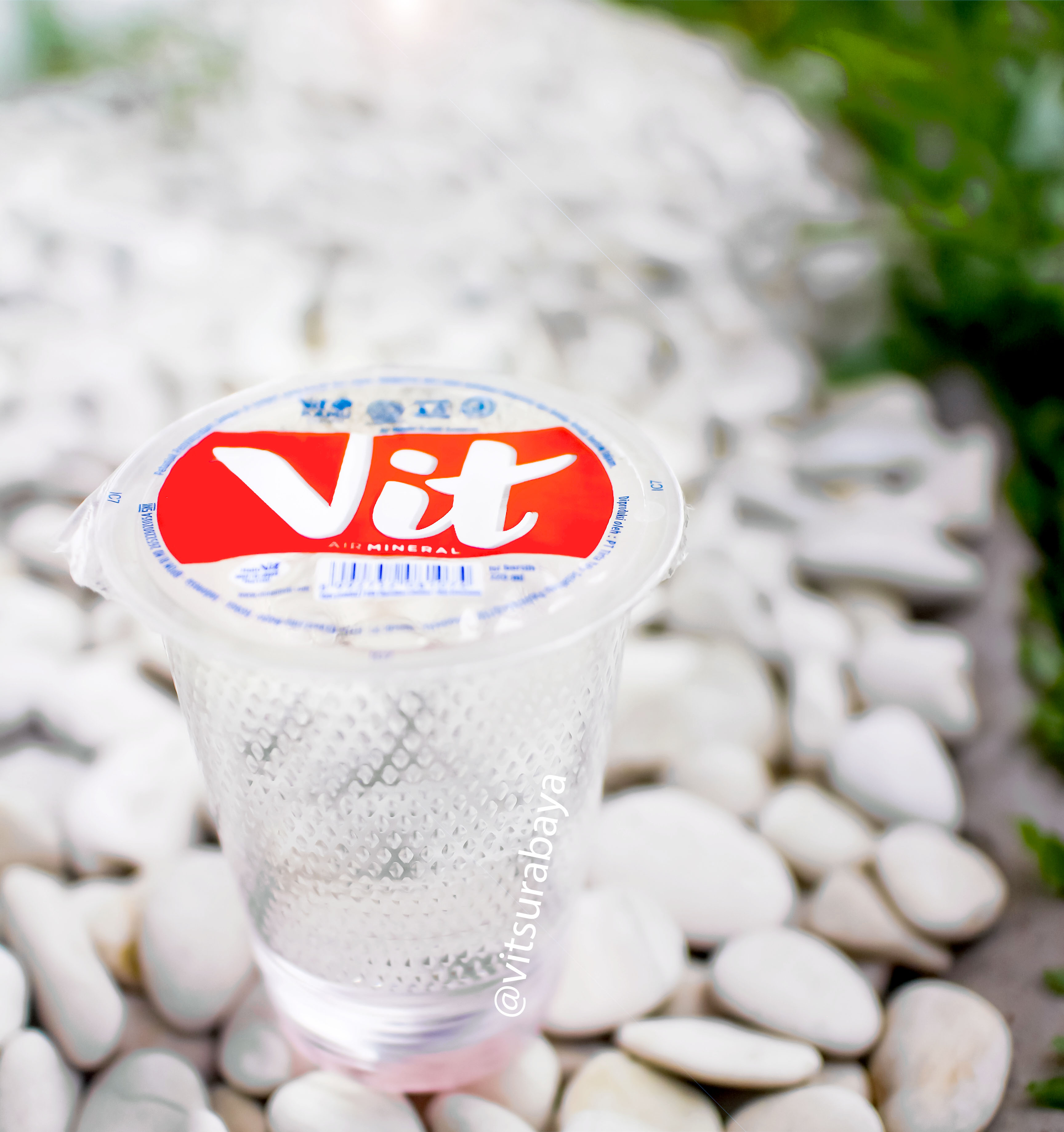Jual Air Minum VIT 220ml gelas murah Surabaya Lamongan oleh PT. Sinar ...