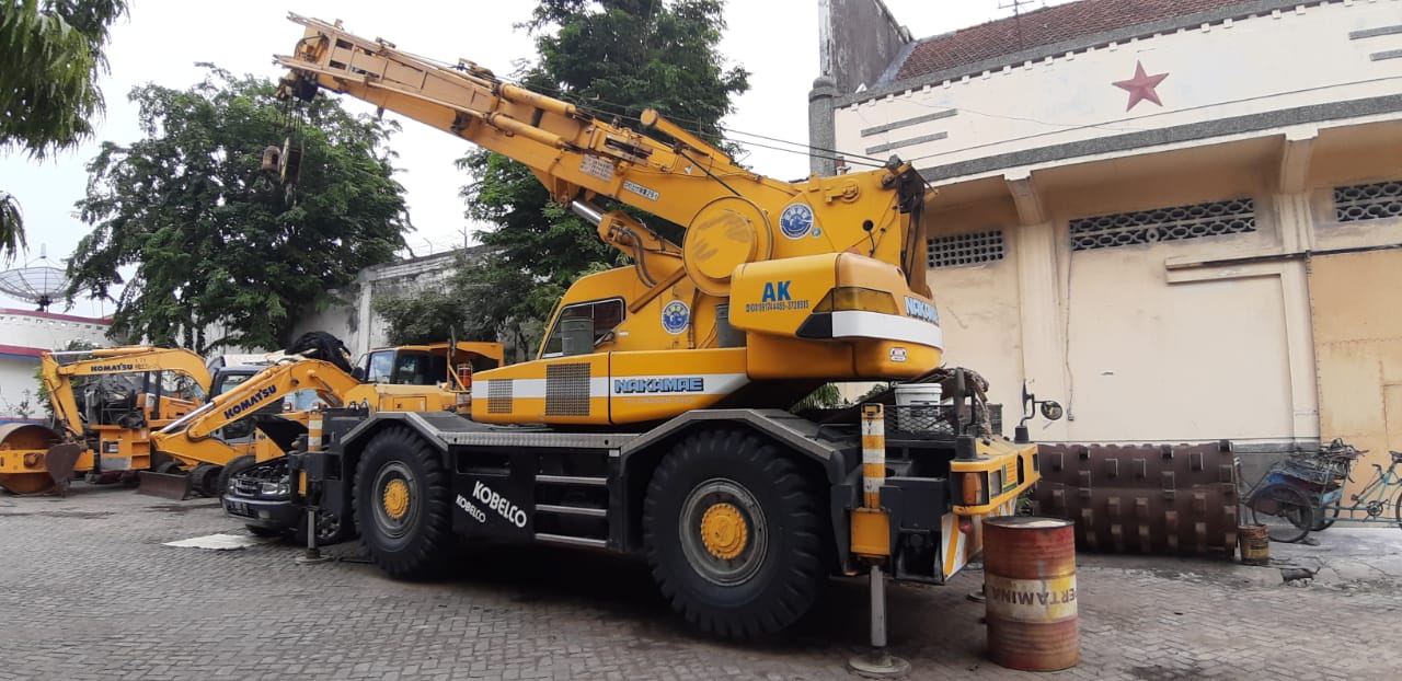 Disewakan / Rental Mobile Roughter / Rafter Crane Kobelco RK250-3 25 ...