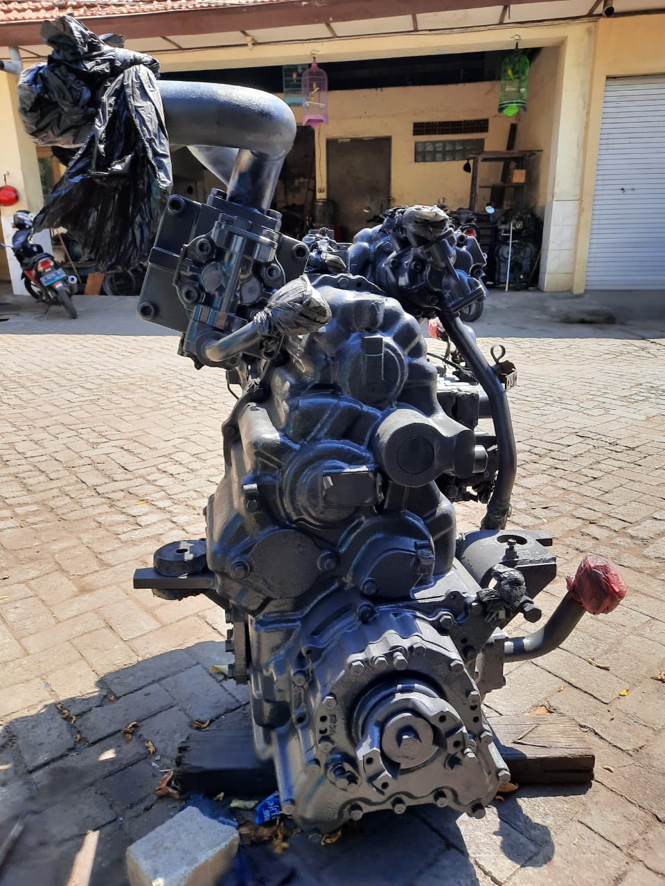 Jual Transmisi Wheel Loader WA 380 - 3 Sparepart Alat Berat Surabaya ...