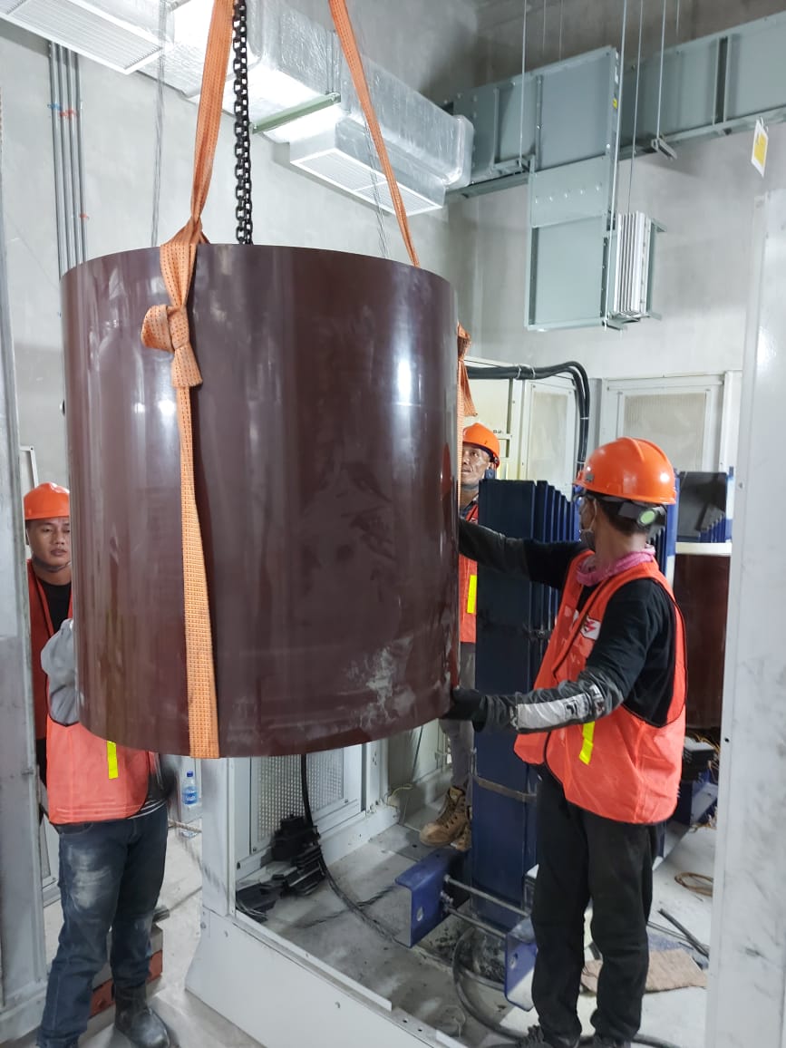 JASA PEMINDAHAN TRAFO / MOVING LIFTING JACKING TRAFO oleh PT. Fiza ...