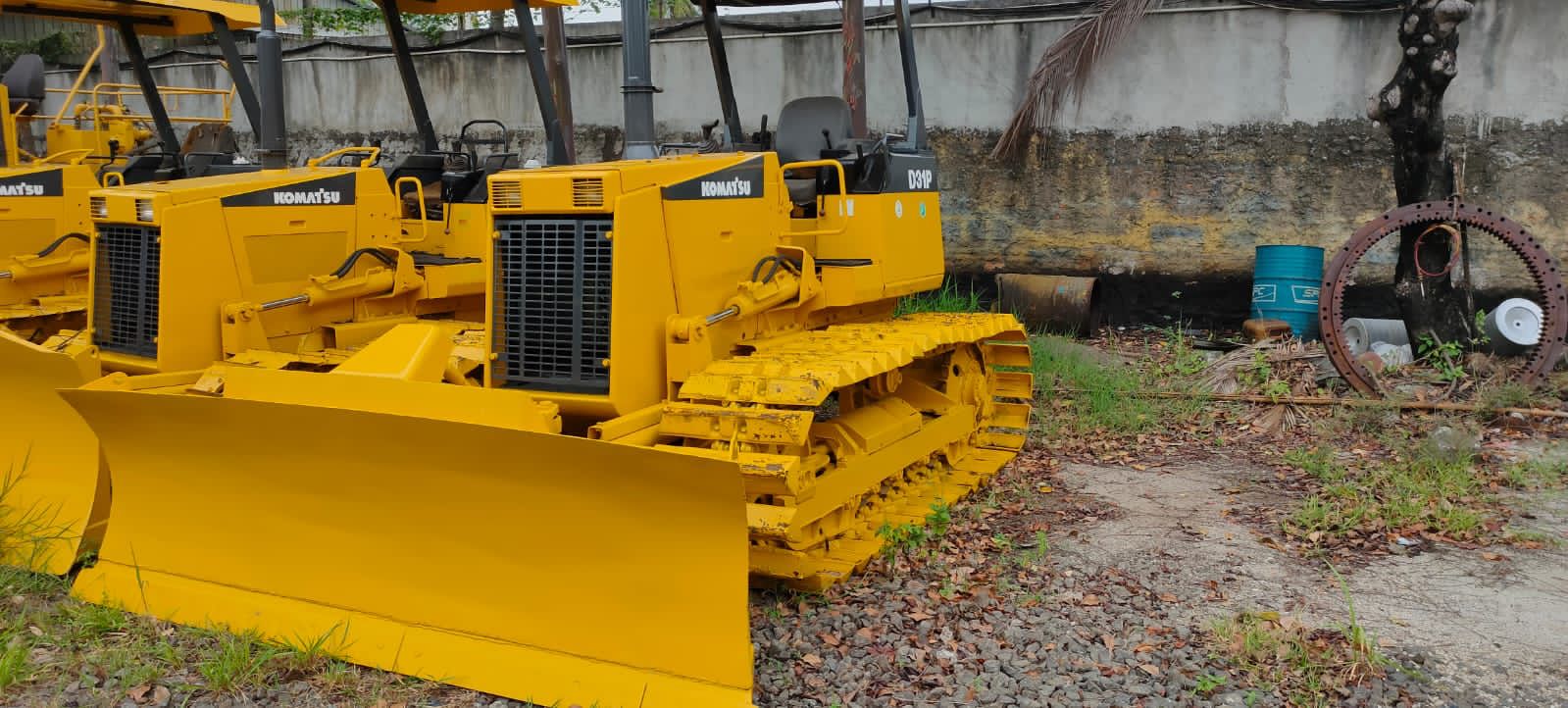 Disewakan Alat Berat Bulldozer Dozer D31P-20 tahun 2021 oleh CV. Artha ...