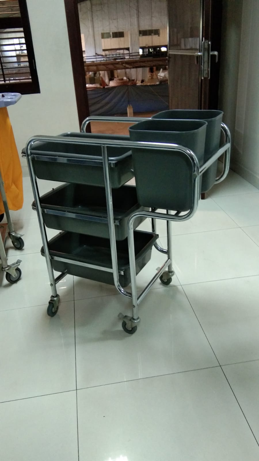 Jual FOOD TROLLEY RESTORAN / TROLI MAKANAN oleh PT. Yanmaris Mitra Sarana