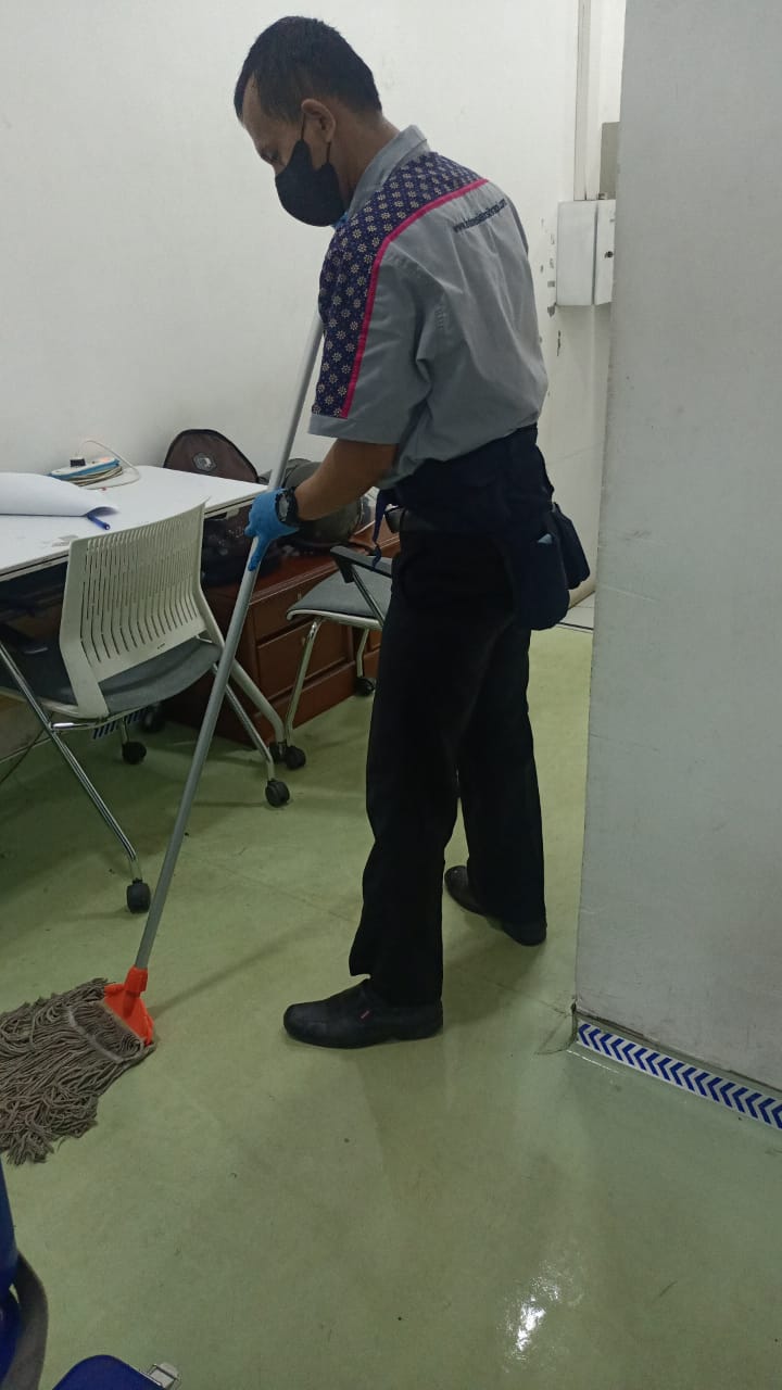 Jual Cleaning service Pembersihan ruangan sempel Di Widyachabdra ...