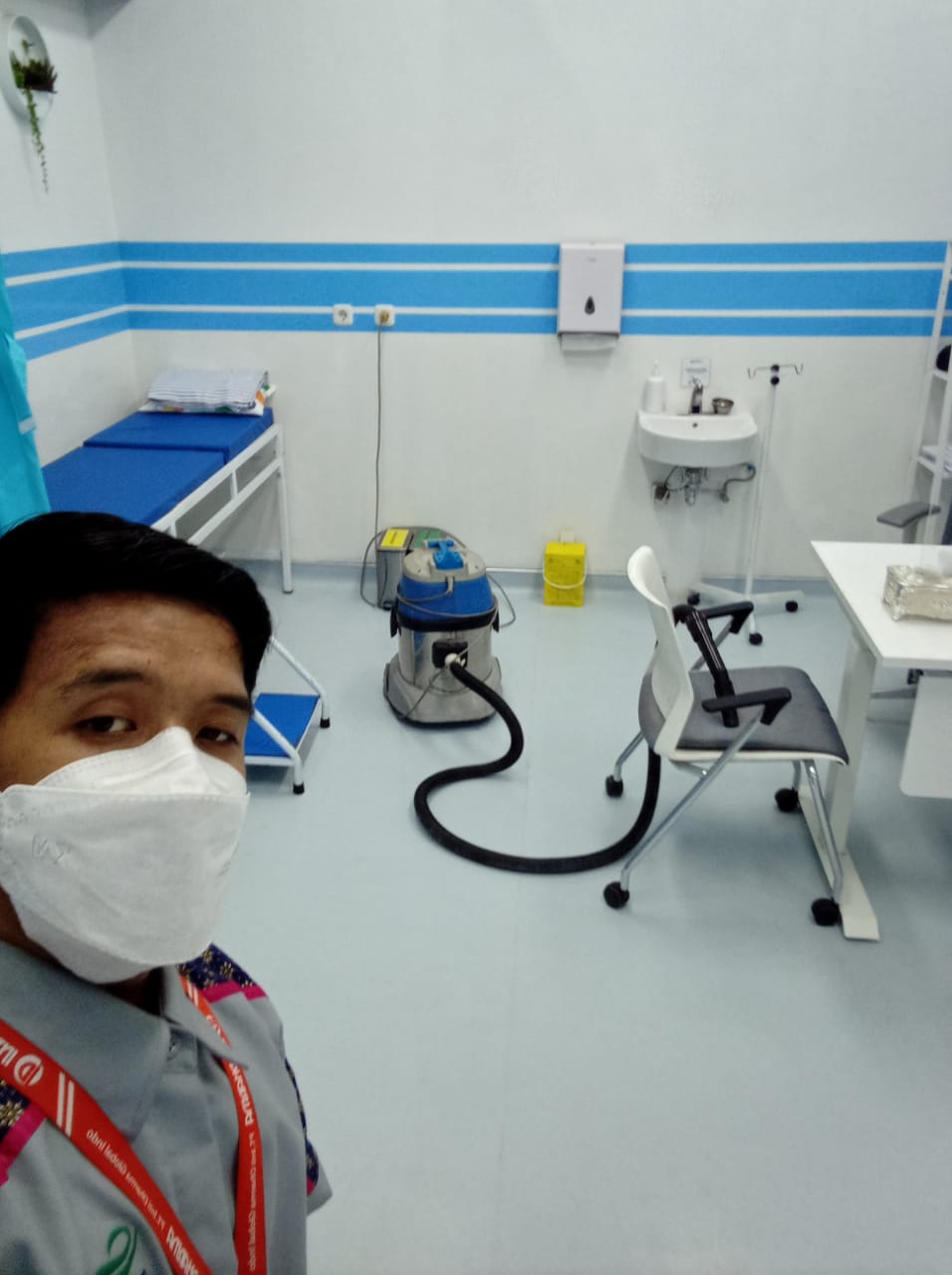 Jual Cleaning service Vacum kursi ruang tindakan Di Tendean - Jakarta ...