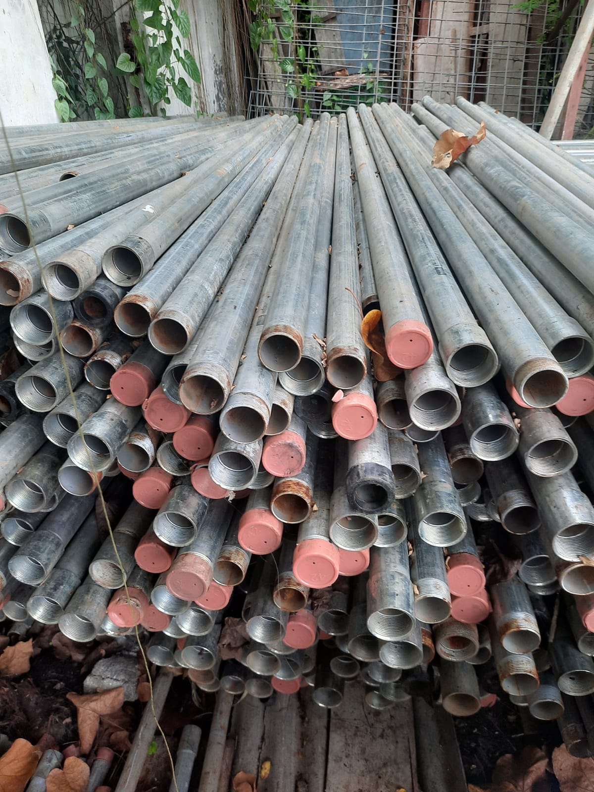 Jual Pipa steel Panasonic conduit scafolding 1 1/2 inchi oleh CV. Mitra ...