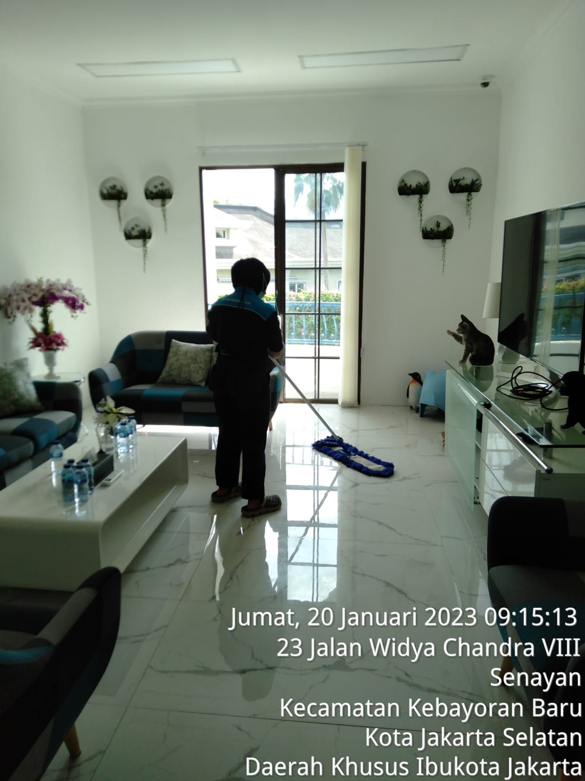 Jual Office Boy/Girl sweping ruang VIP 20 januari 2023 oleh PT ...