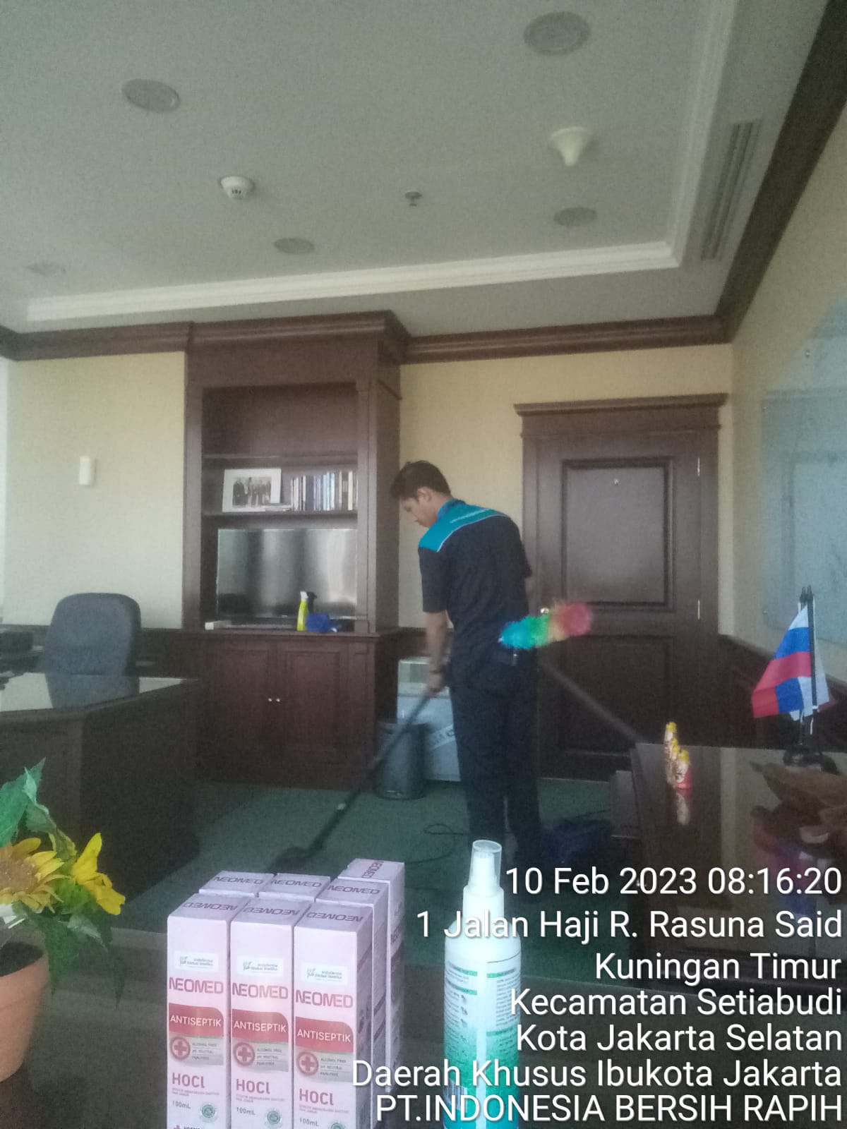 Jual Office Boy/Girl vaccum area ruangan PT REVEALIUM BARAKAH 11/02 ...