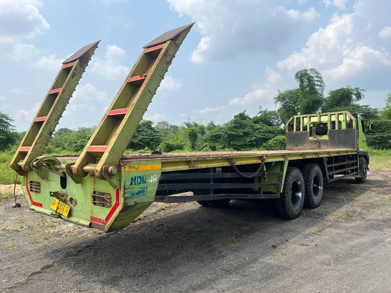 Jasa RENTAL SELFLOADER TRONTON HINO FM 260 JW PENGIRIMAN ALAT BERAT ...