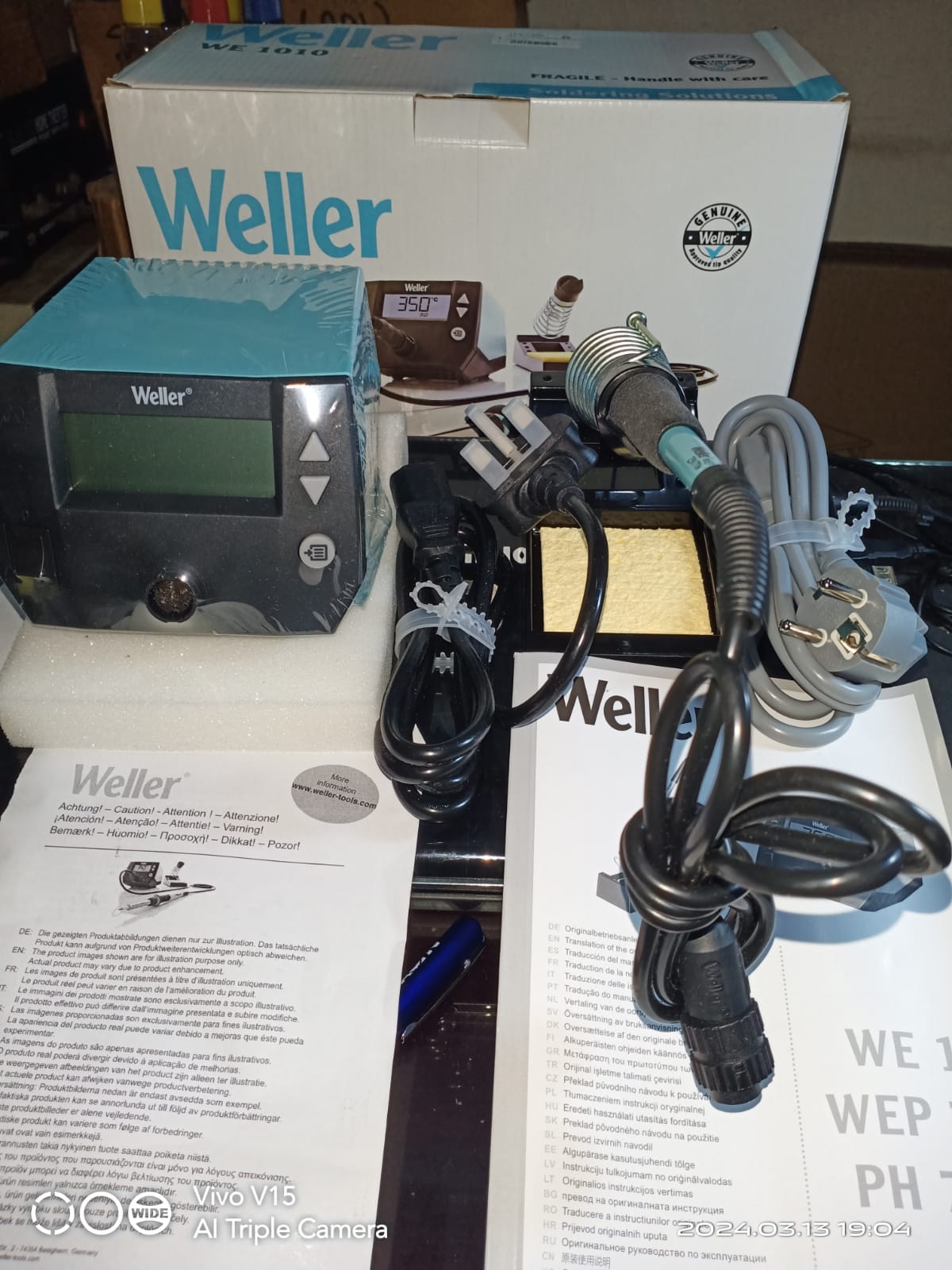 Jual Weller WE 1010 Soldering Iron Station 70W, 230V, Digital oleh PT ...